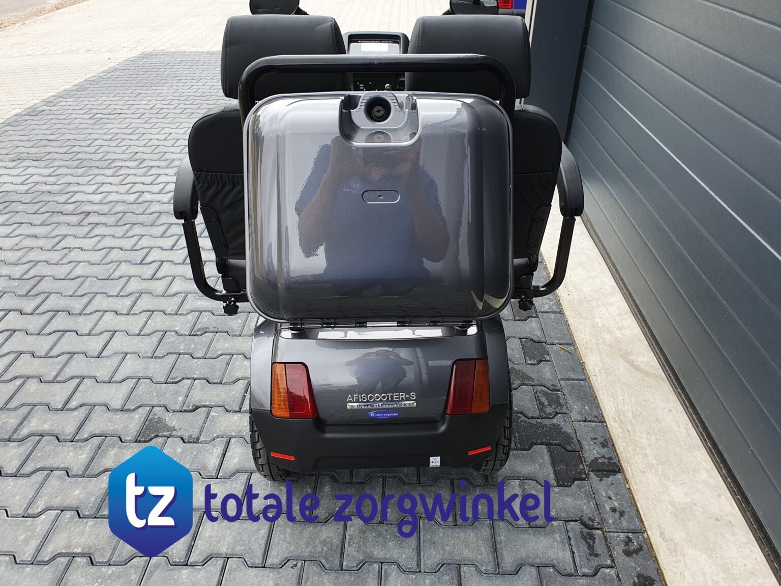 2 Persoons Scootmobiel - Heerlijk Erop Uit - Totale zorgwinkel